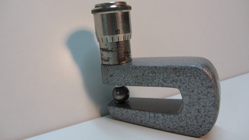 tornillo micrometrico